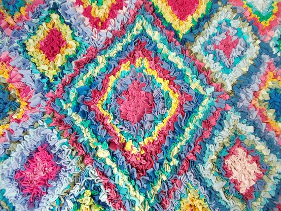 Traditional Rag Rug Harlequin Design. | Etsy