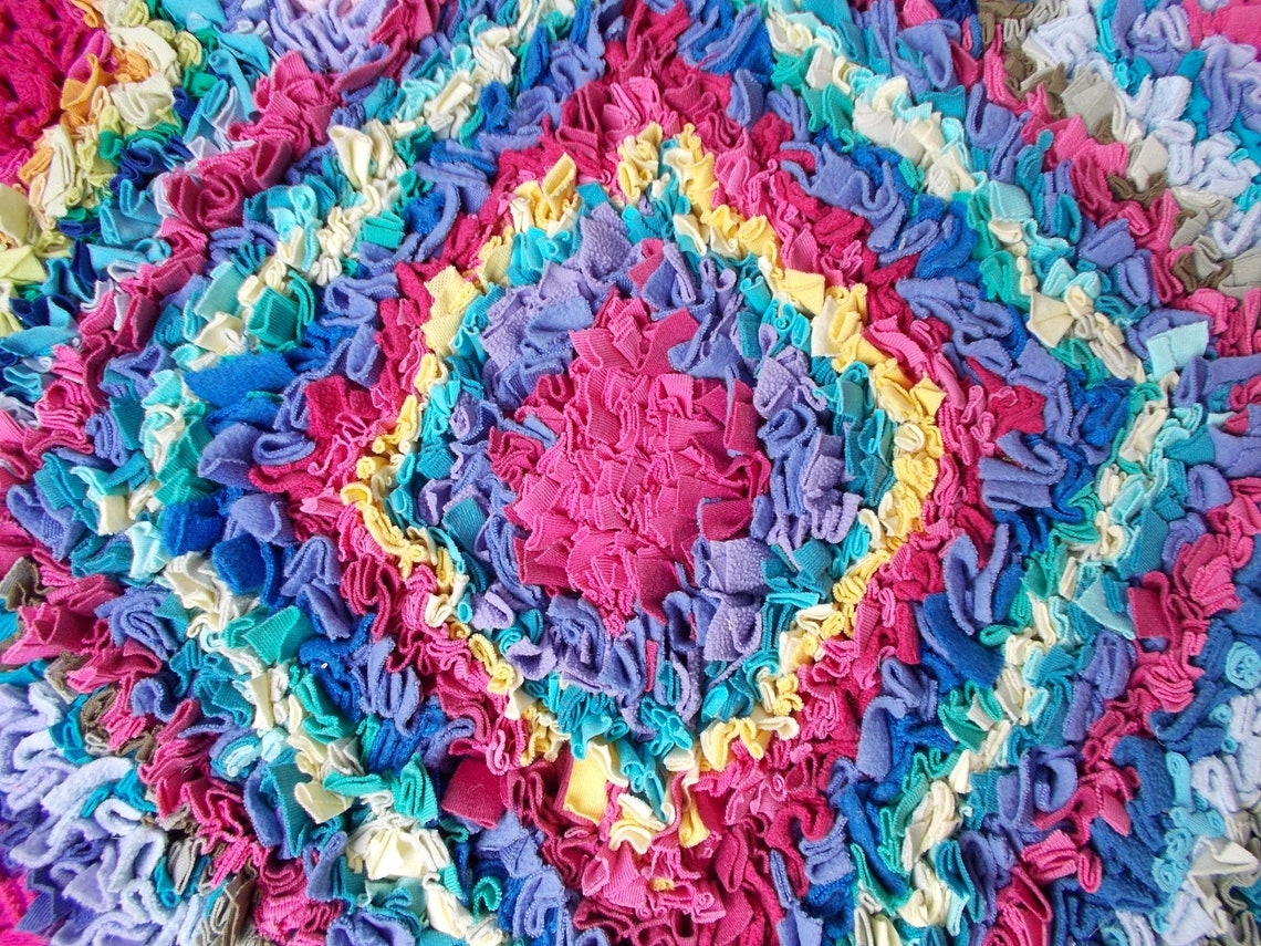 Large traditional prodded rag rug kit | Etsy