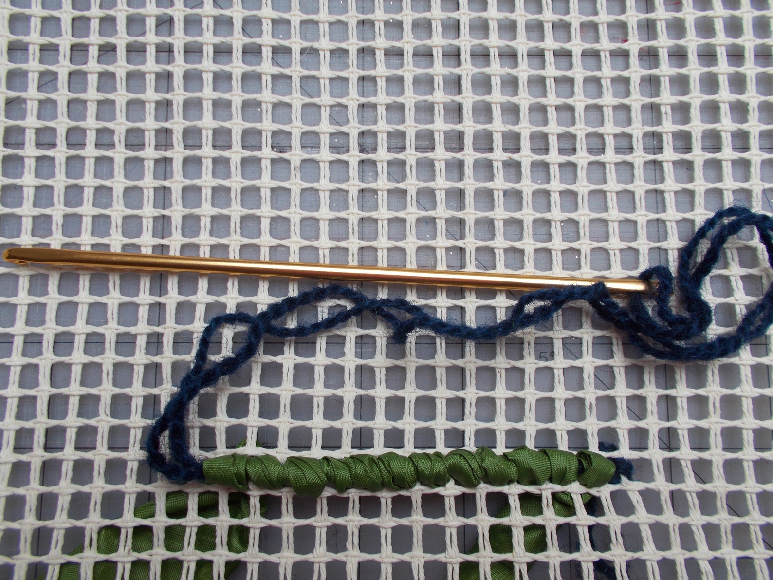 Locker Needle Kit - Etsy