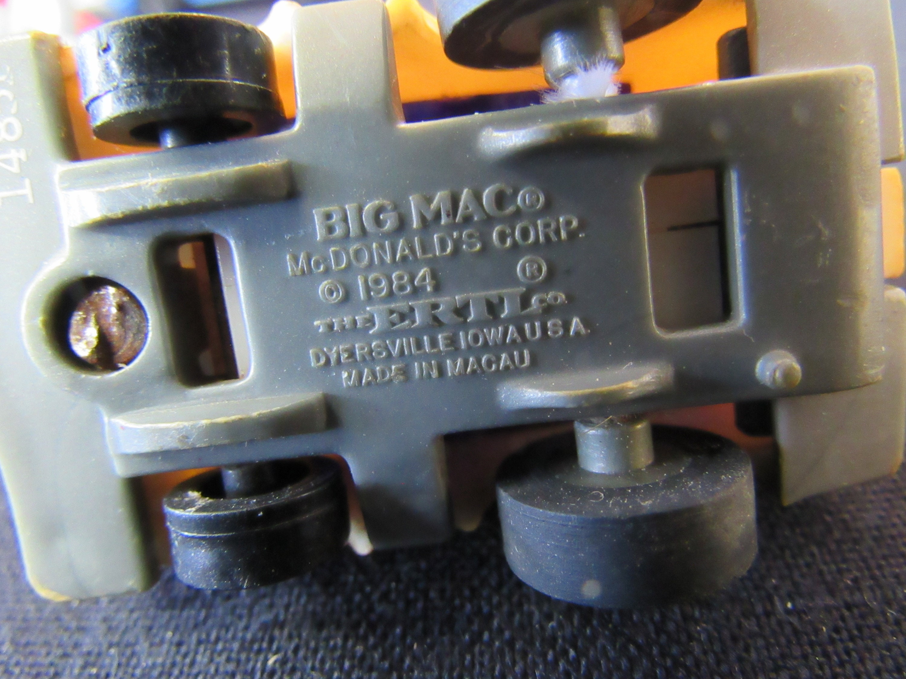 Vintage 1984 McDonalds Big Mac & 1985 Birdie Pull Back Traction Cars ...