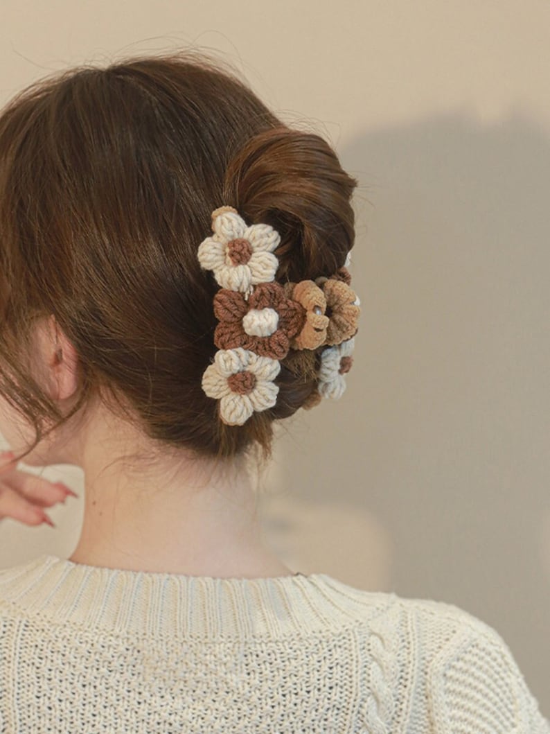 Crochet Flower Claw Clip Winter Knit Hair Claw Clip Gold - Etsy