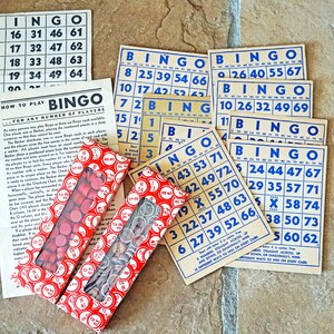 Vintage 1950s Bingo Set for Play, Display, Assemblage, Craft Projects ...