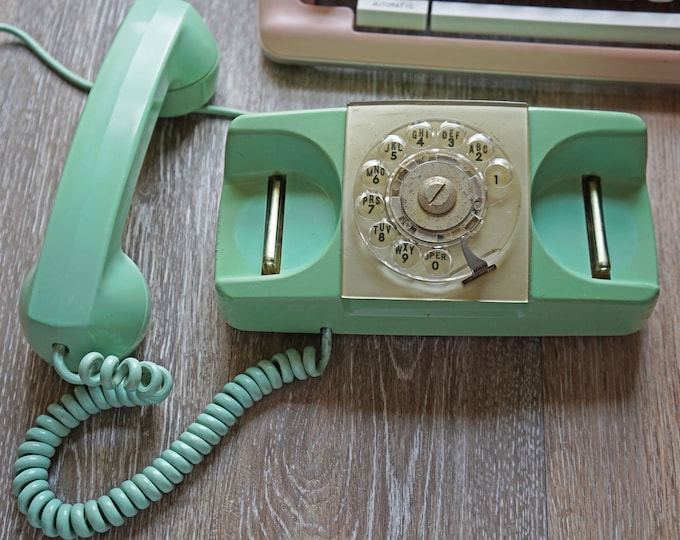 Vintage 1960 Mint Green Starlite Automatic Electric Telephone Model 182 ...