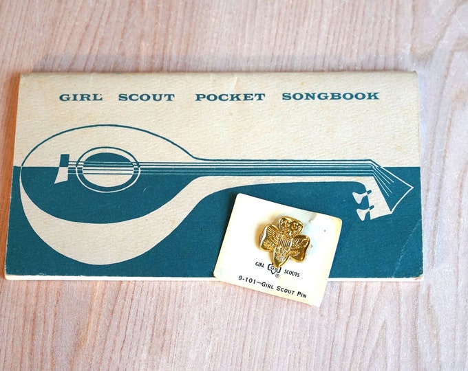 Vintage 1956 Girl Scout Pocket Songbook and 1950s NOS Girl Scout Pin, 9 ...