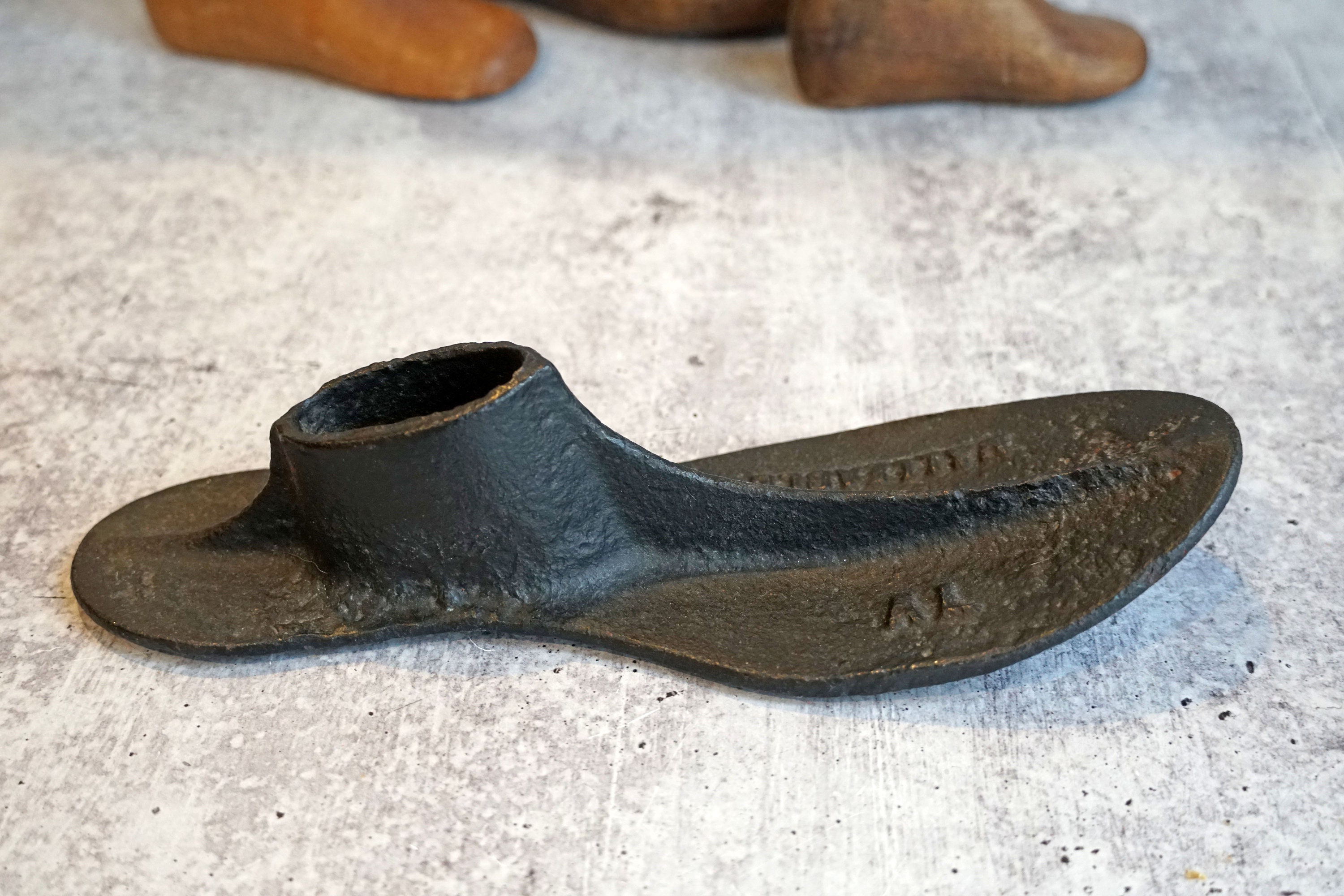 Antique Black Cast Iron Shoe Form, Marked Malleable, AL, Size 9 1/2" X ...