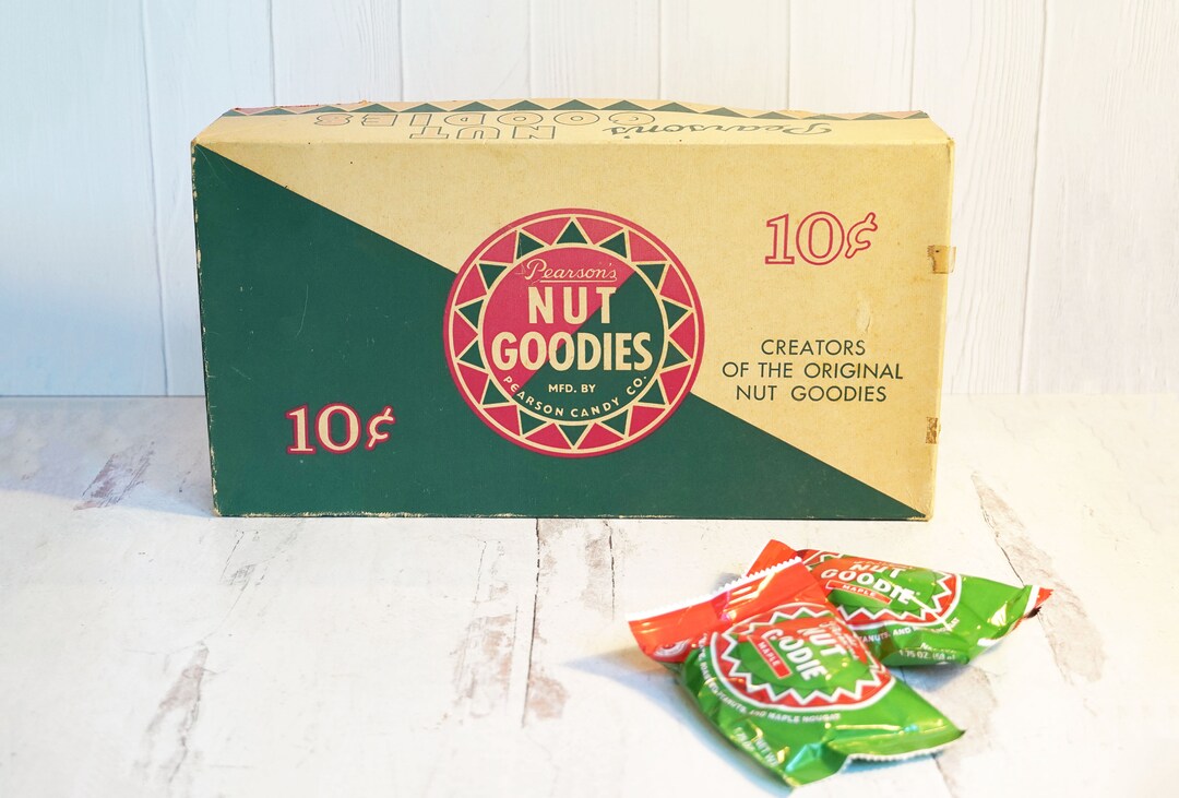 Vintage 1930s Pearson's Candy Company Nut Goodies Candy Bar Box, Red ...