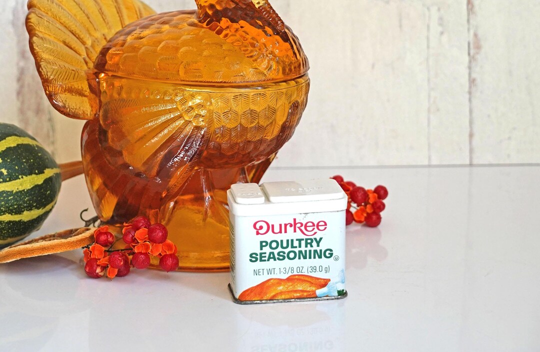 Vintage Durkee Poultry Seasoning Tin, 1 3/8 Oz Metal Tin, Red & Green ...