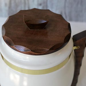 Vintage Siesta Ware Budweiser Champion Clydesdales Cookie Jar, White ...