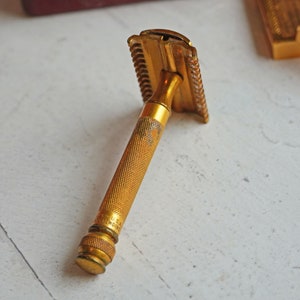 Antique 1920s Gold Tone, Men's New Gillette Razor & Blade Holder, Red ...