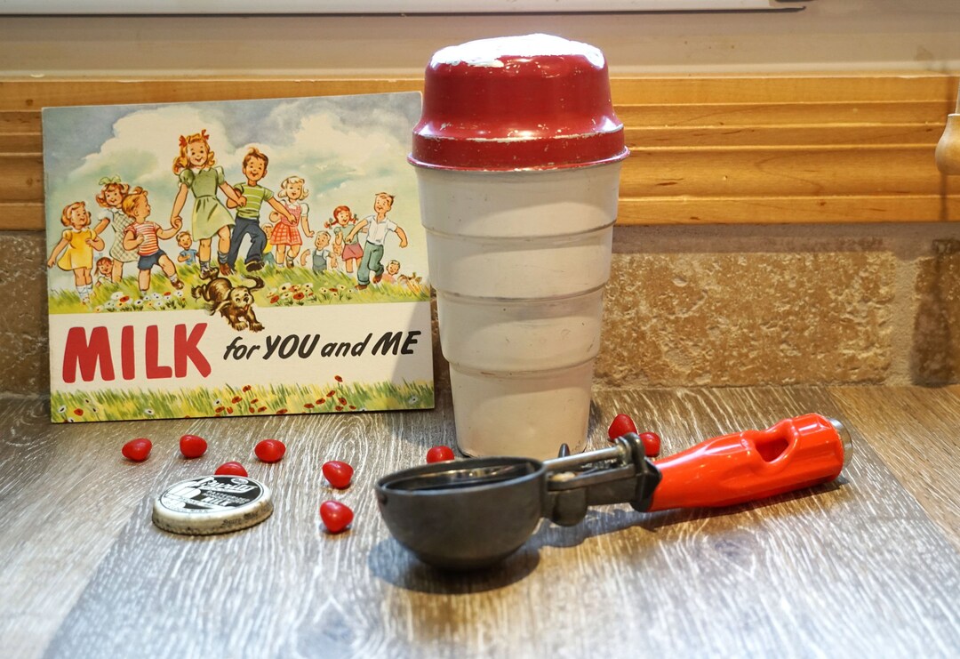 Vintage 1950s 1960s Red & White Carnation Malted Milk Cup, Ice Cream ...