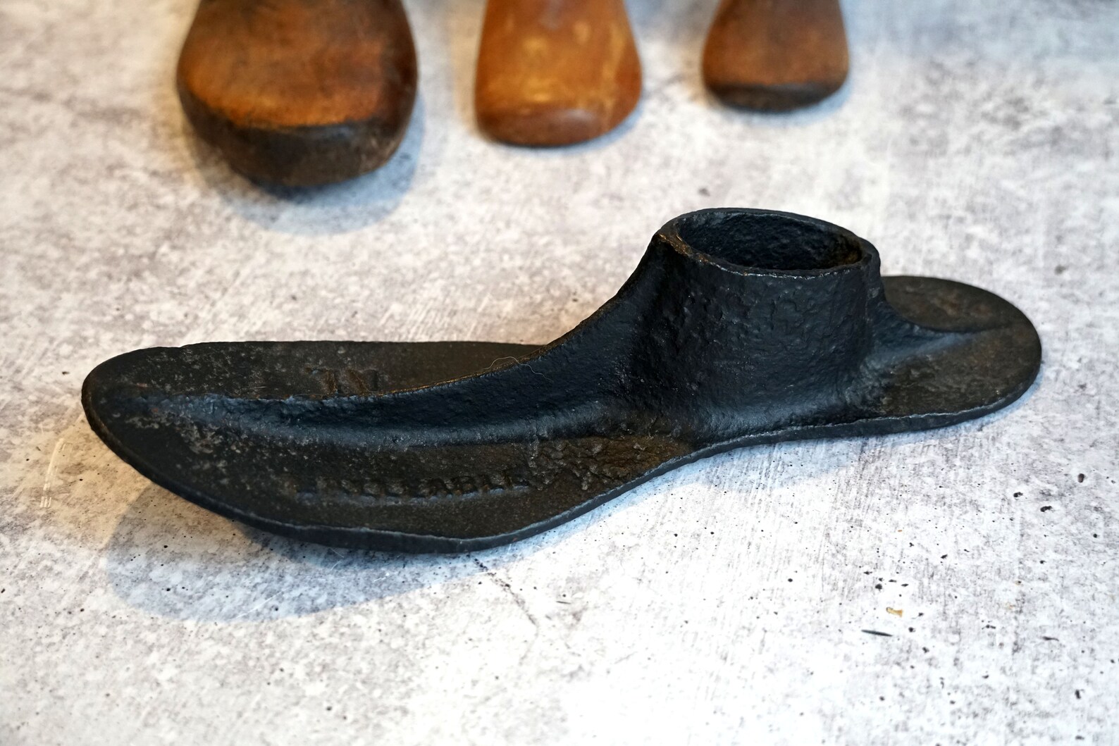 Antique Black Cast Iron Shoe Form, Marked Malleable, AL, Size 9 1/2" X ...
