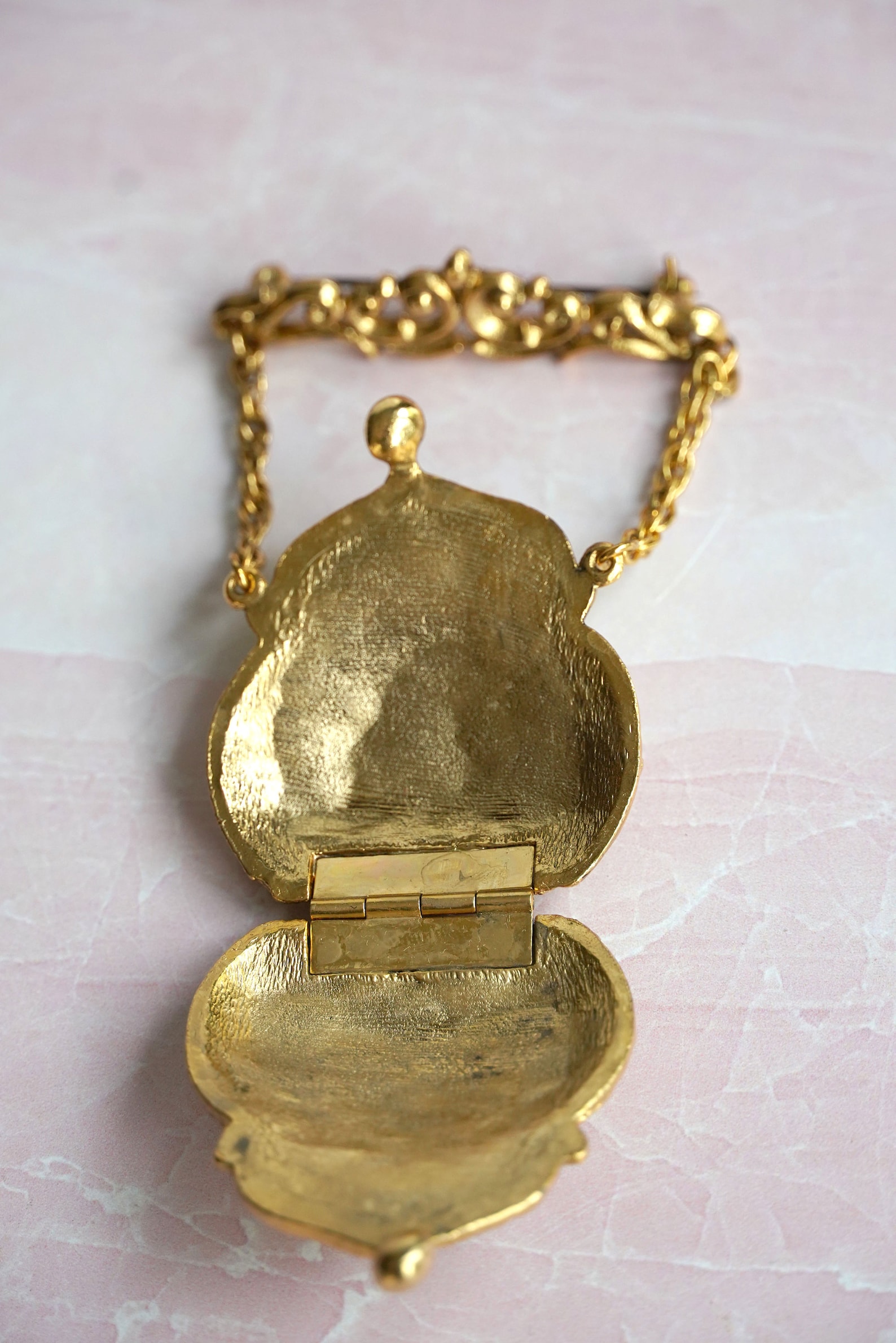 Vintage 1955 1959 Lisner Handbag Purse Locket Brooch Kiss - Etsy