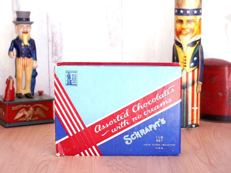 Vintage 1940s Patriotic Schrafft's Chocolate Candy Box, Red, White ...