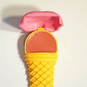 Vintage 1982 Avon Ice Cream Parlour Strawberry Cone Lip Gloss, Unused ...