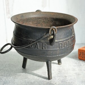 Antique Carron Iron Works 1/2 Gallon Kettle, Marked, 3 Legs, Bale ...