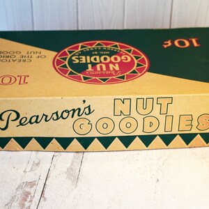 Vintage 1930s Pearson's Candy Company Nut Goodies Candy Bar Box, Red ...
