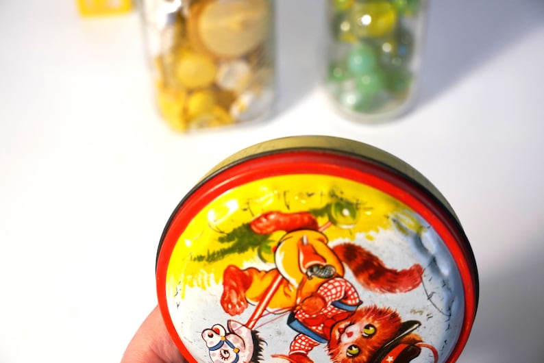 Vintage 1950s Daintee Pure Confectionery Tin 4 1/4 - Etsy