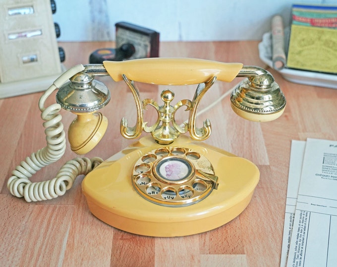 Vintage 1970s Onyx Telecommunications Cutie Phone, French Style ...