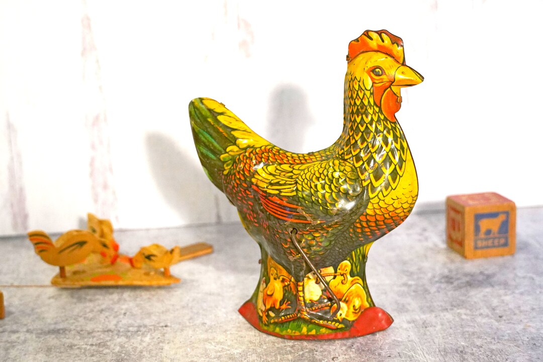 Vintage 1940s Tin Litho Cackling Hen Toy, Hand Crank, 8", Pat No ...