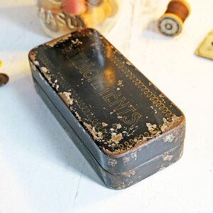 Vintage Greist Tucker Black & Gold Metal Attachments Box, Hinged Lid ...