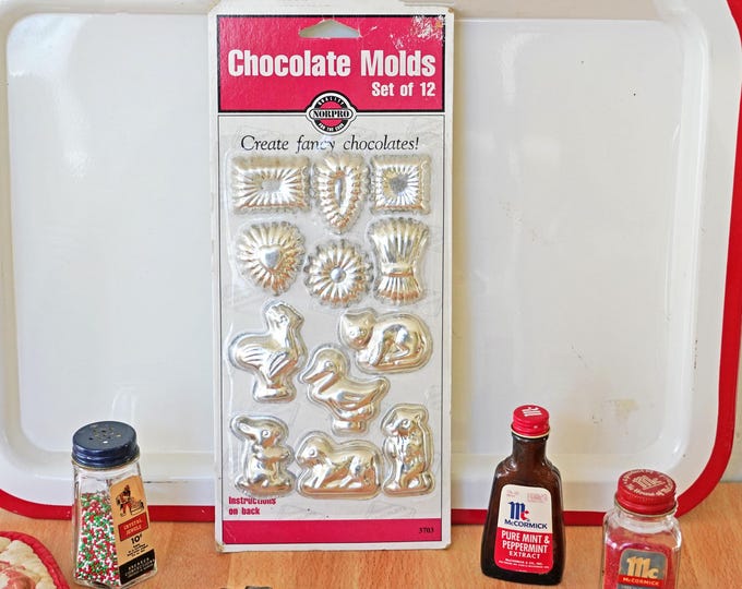 Vintage NOS Norpro Chocolate Candy Molds, Set of 12 Animals, and Fluted ...