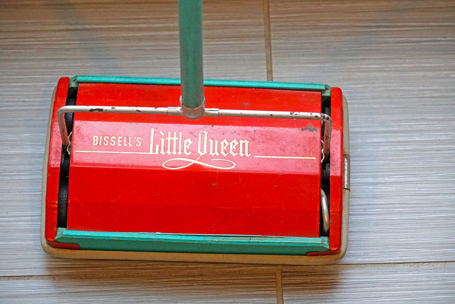 Vintage 1950s Bissell's Little Queen Toy Floor Sweeper, Turquoise Wood ...