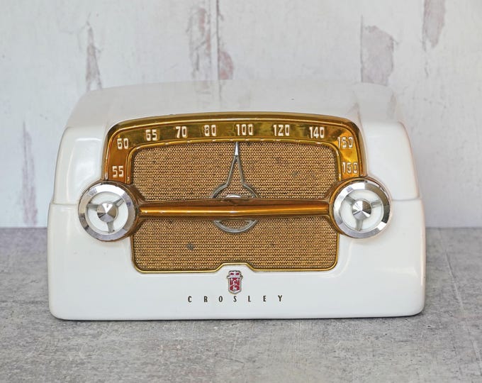 Vintage 1950s Crosley White Tabletop Tube Radio, E-15 WE, Gold & Chrome ...