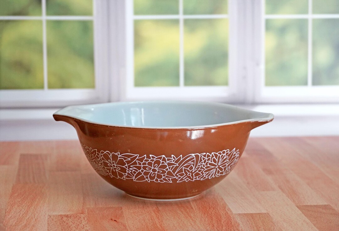 Vintage Pyrex Woodland Brown Mixing Bowl 442 1.5 Quart Double Handles ...