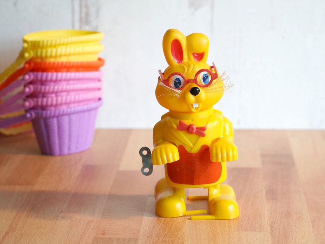 Vintage Durham Wind up Easter Bunny, Hard Plastic Yellow & Red Rabbit ...