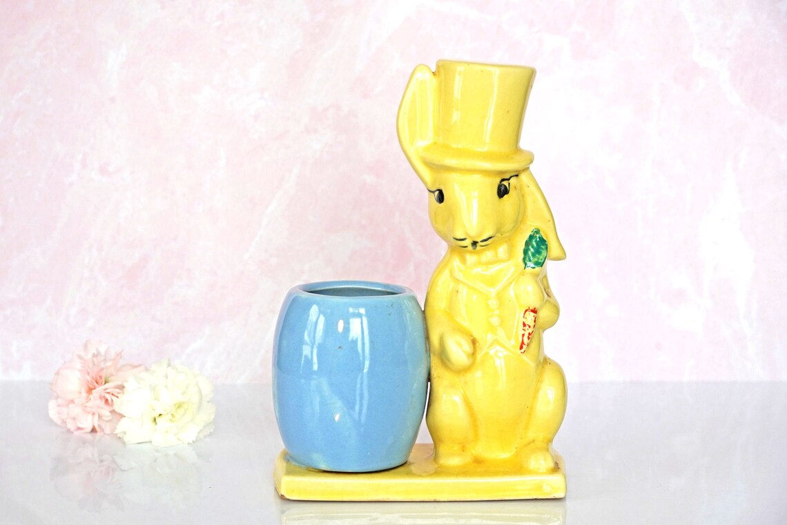 Vintage Morton Ceramic Yellow Rabbit in Top Hat With Blue Egg - Etsy