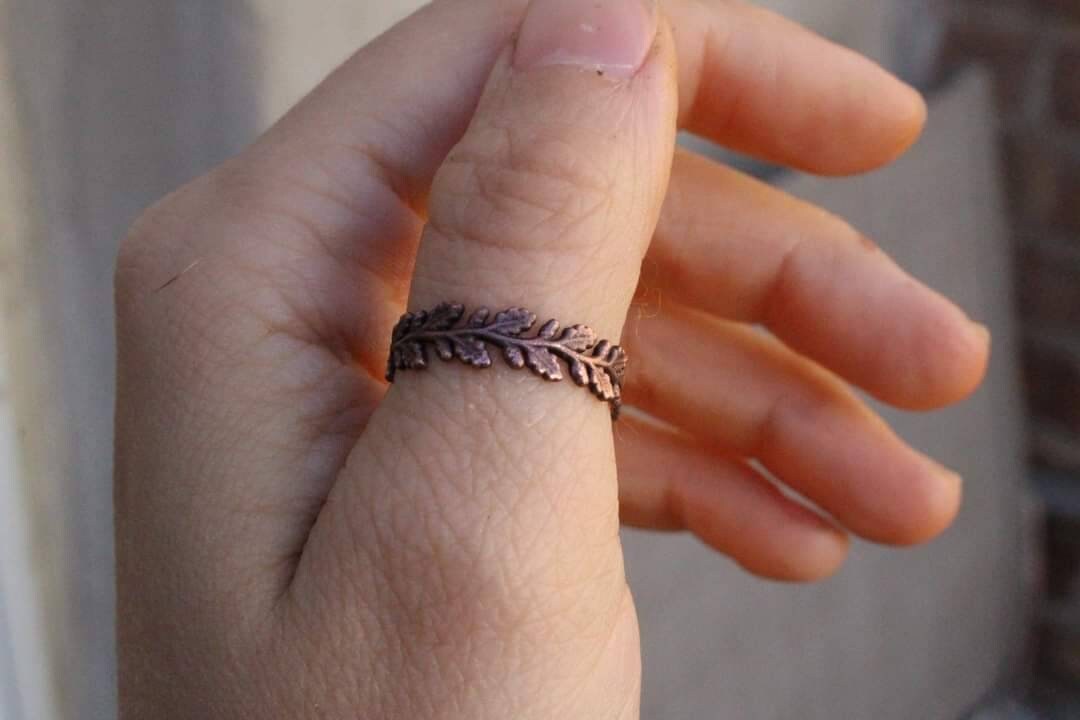 Simple Leaf Band Ring - Etsy