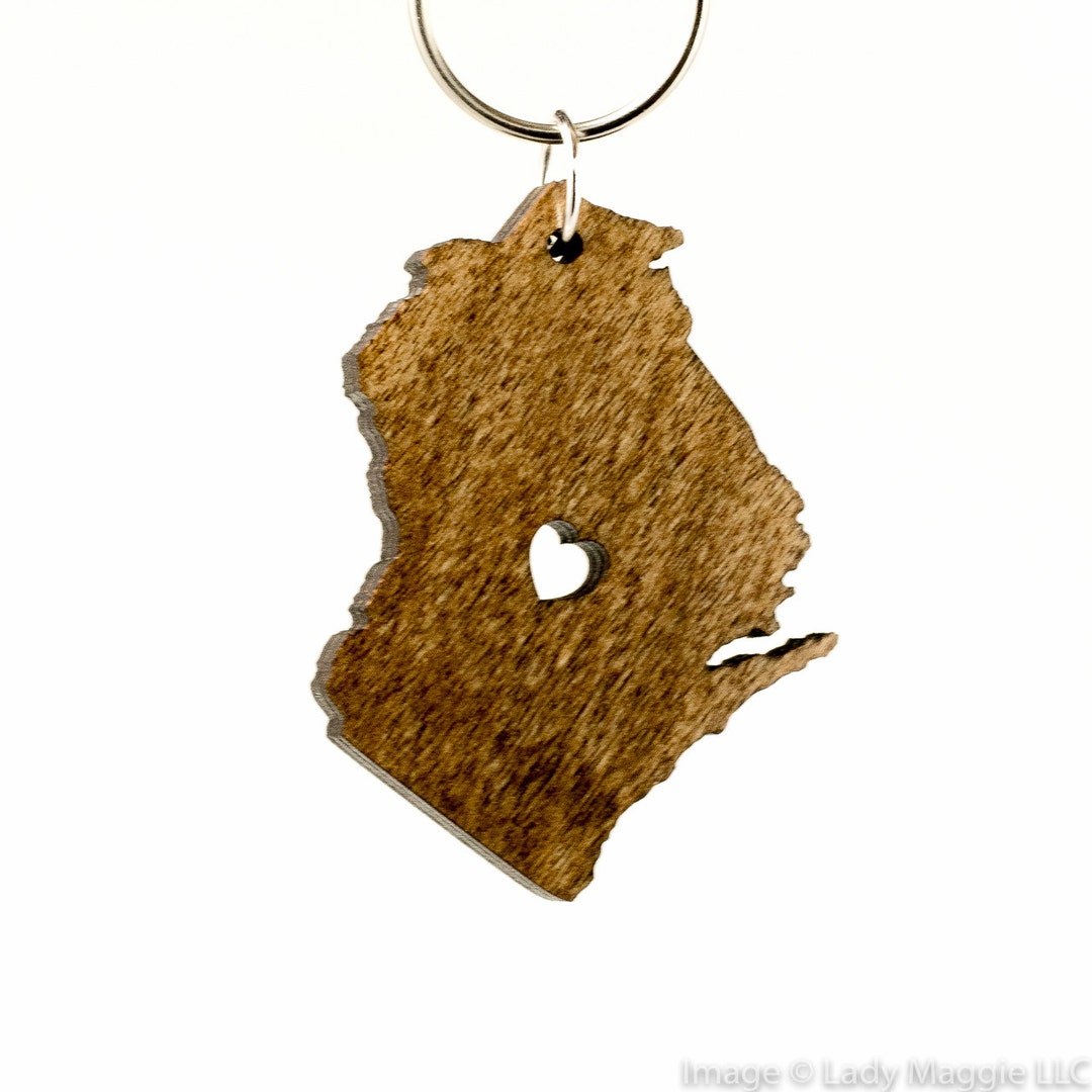 Wisconsin Wooden Keychain - WI State Keychain - Wooden Wisconsin Carved ...