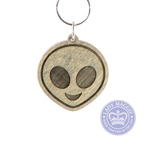 Alien Keychain - Extraterrestrial Alien Emoji Engraved Wood Key Ring ...