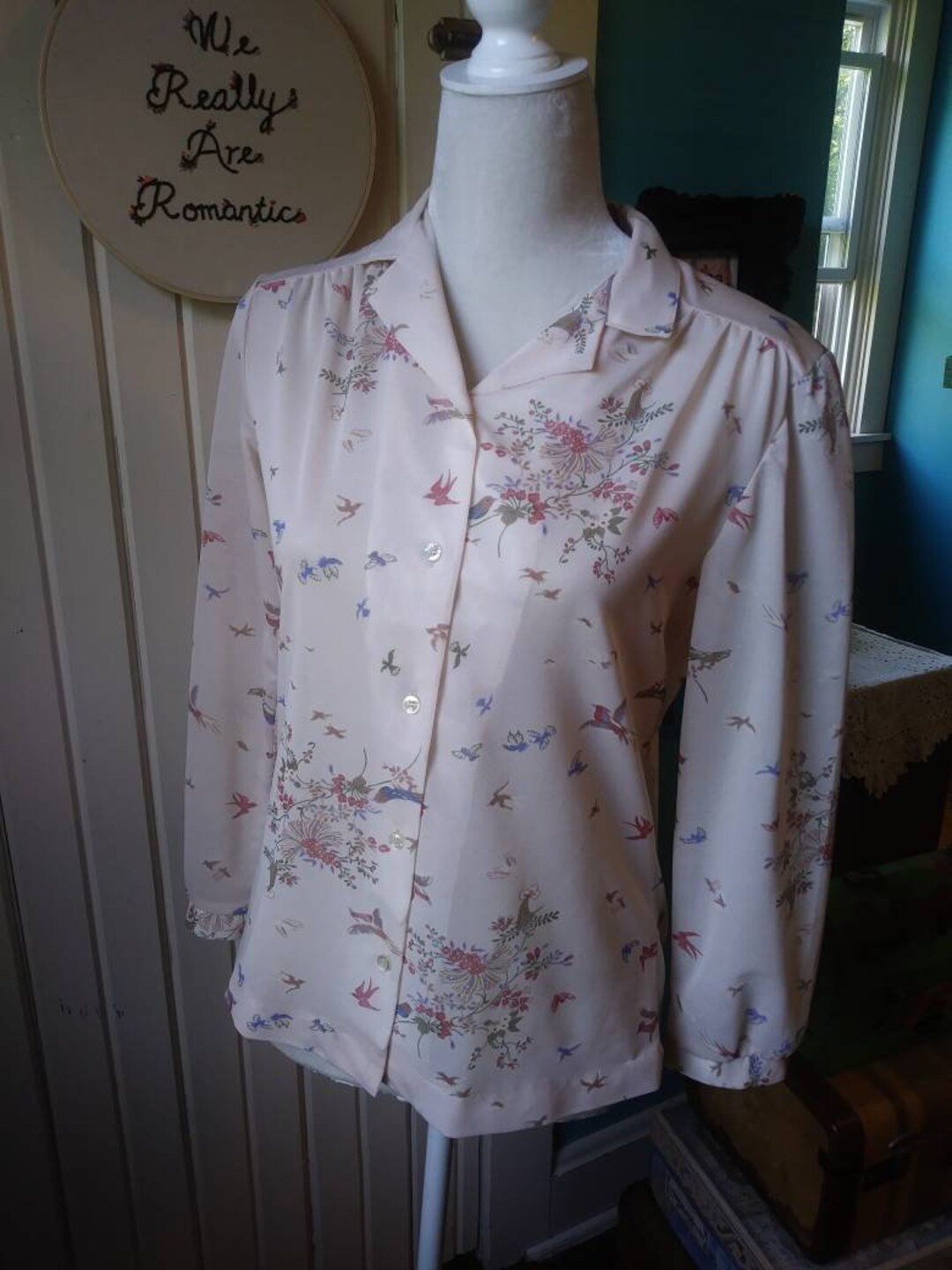 Vintage Bird Blouse M Beige 70s - Etsy