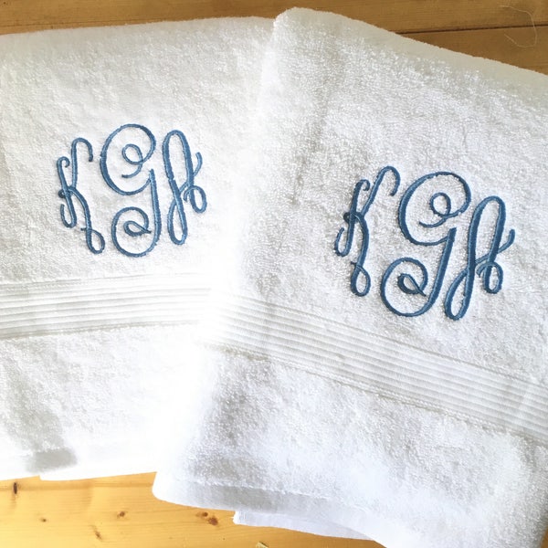 Monogrammed Bath Towels - Etsy