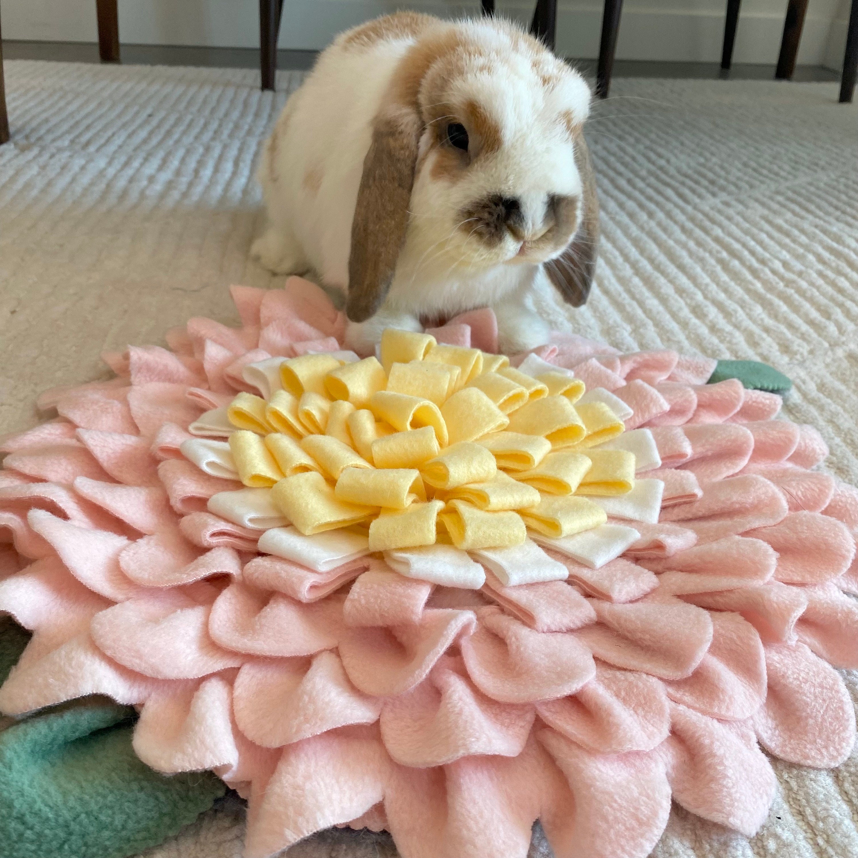 Pink Flower Snuffle Mat for Rabbits, Guinea Pigs, Dogs and Other Pets Enrichment Toy Foraging ...