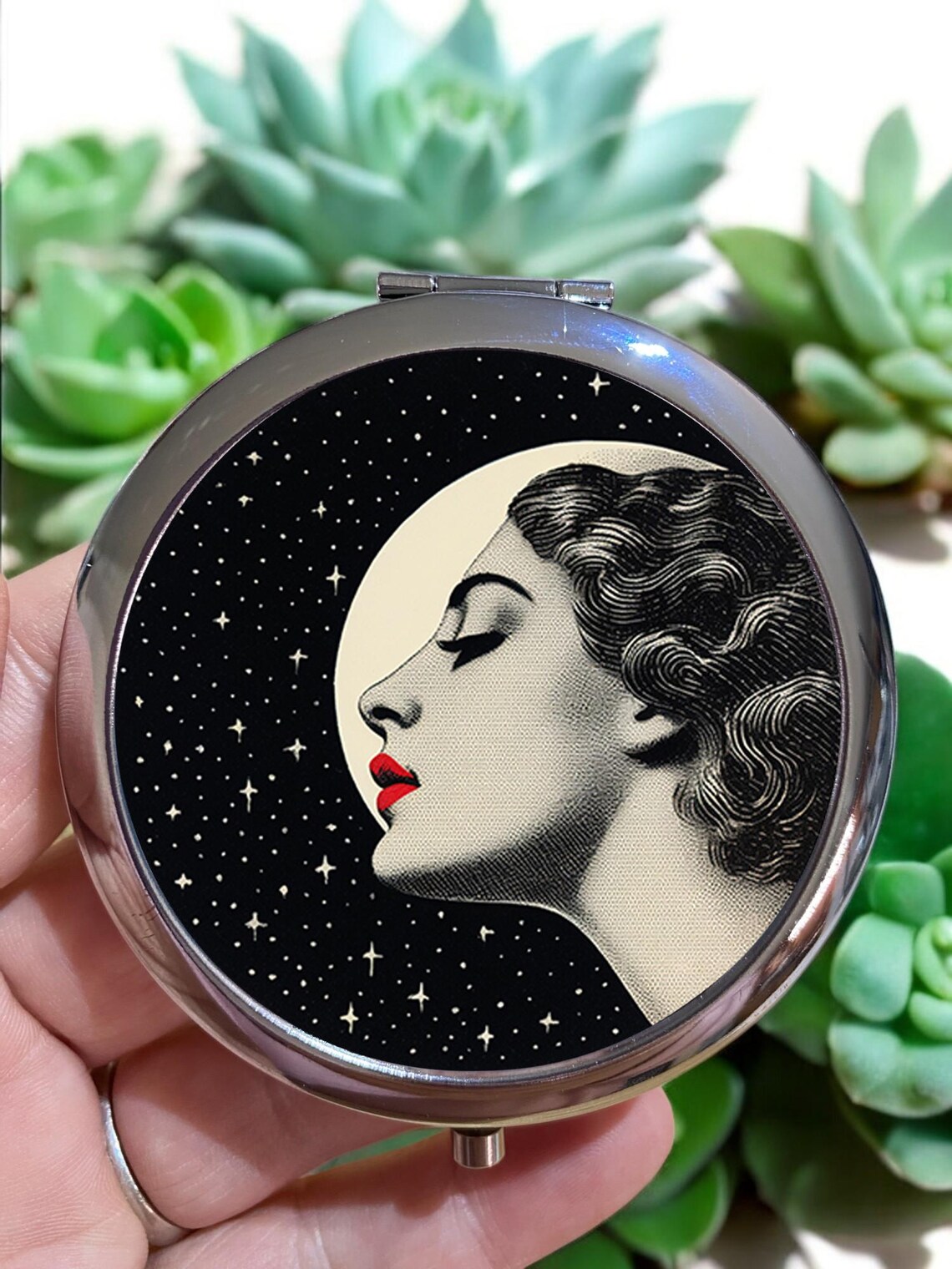Retro Glamour Gal Compact Mirror: 1930s Crescent Moon Purse Accessory ...