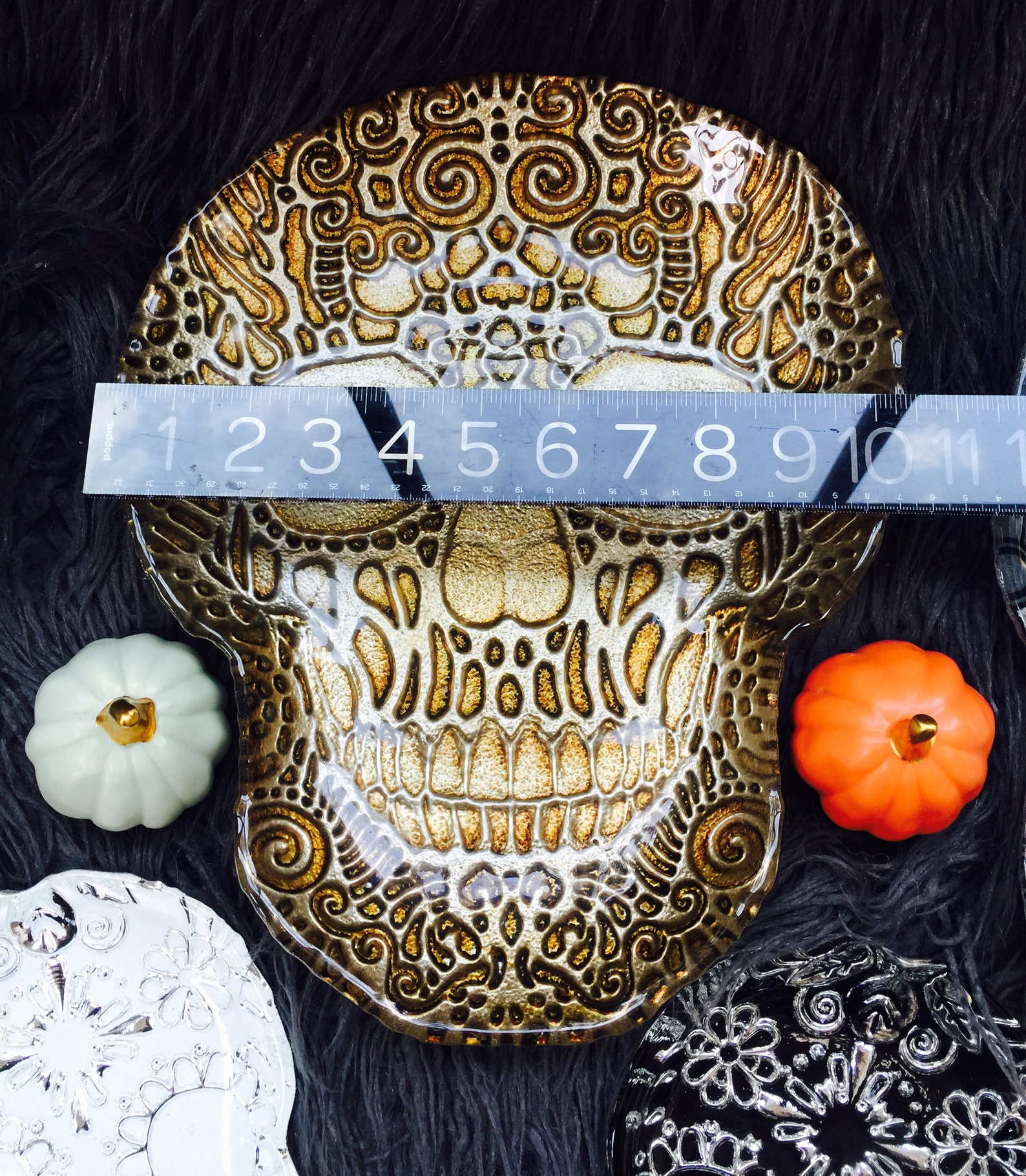 Handmade Glass Skull Tray With Real Silver Leafing in Choice of White ...