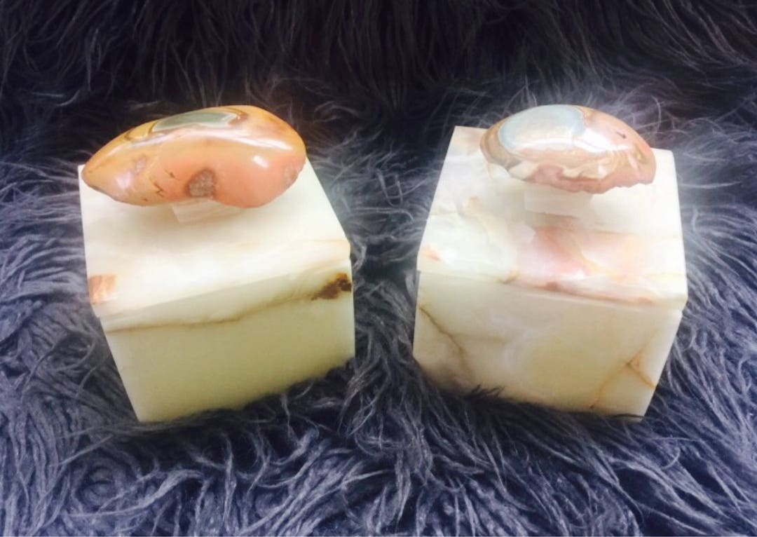 Semi-precious Onyx Cube Boxes With Elevated Rainbow Soapstone Handles ...