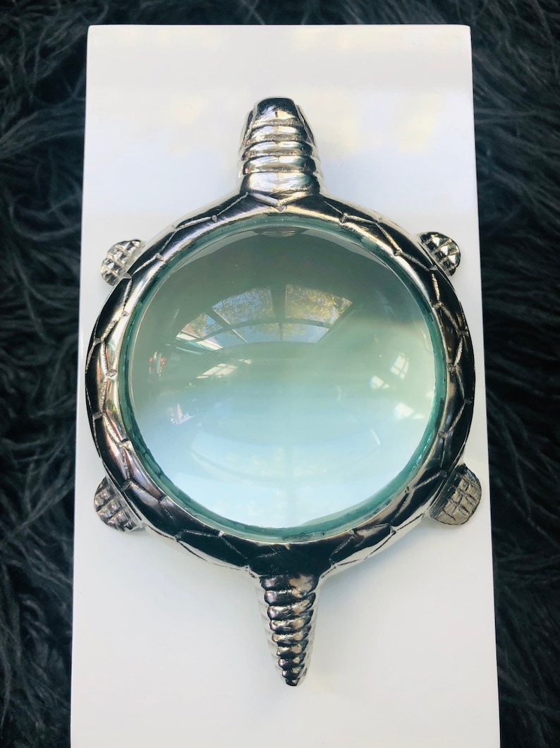 Black or White Lacquer Boxes with Metal Turtle Magnifying | Etsy