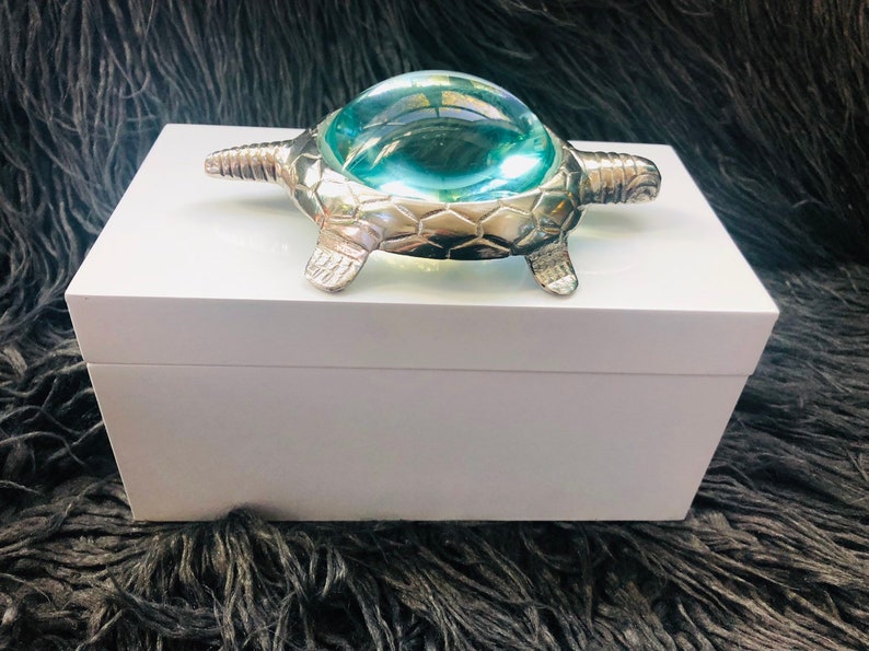 Black or White Lacquer Boxes with Metal Turtle Magnifying | Etsy