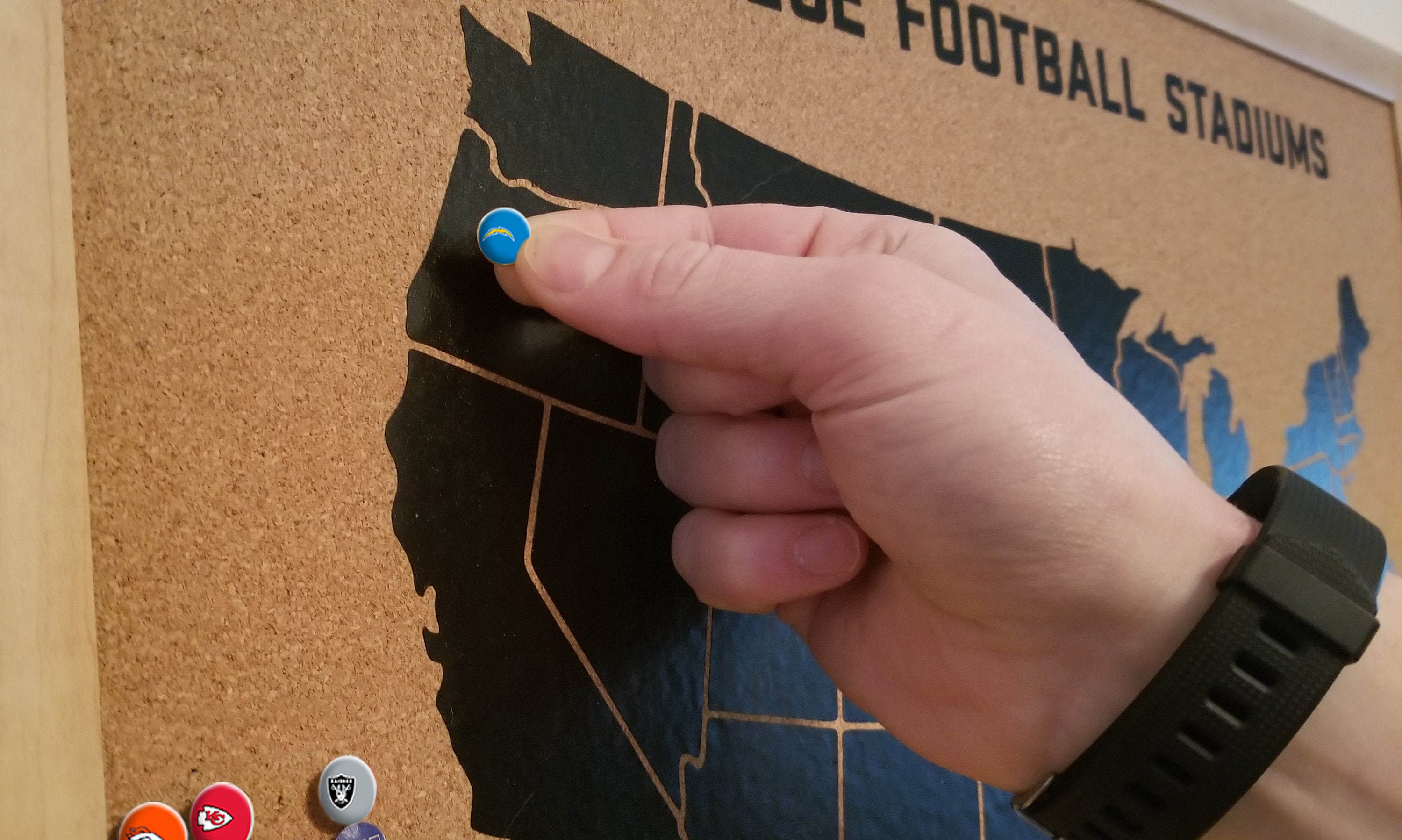 DIY Download - Professional Football Logos (for .375 In. Thumb Tack ...