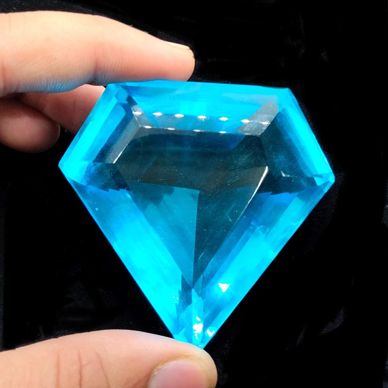 Large Blue Lab Diamond - Etsy UK