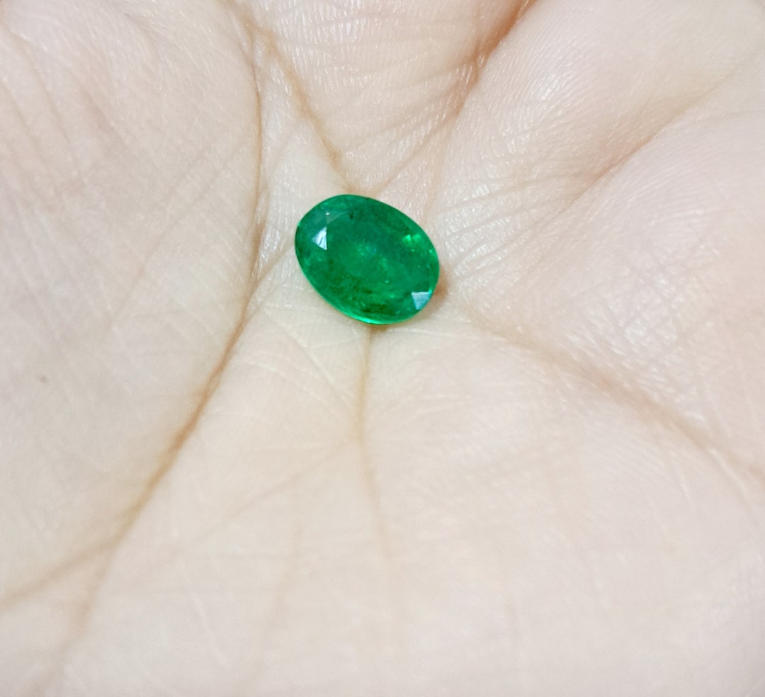 Emerald Oval 2 Ct , Emeralds , Emerald Oval Use Ring , Emerald Oval ...