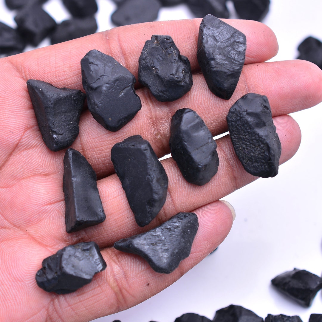 10 Pcs Natural Rough 14-20 MM Rock Stone ,natural Black Spinel Rough ...