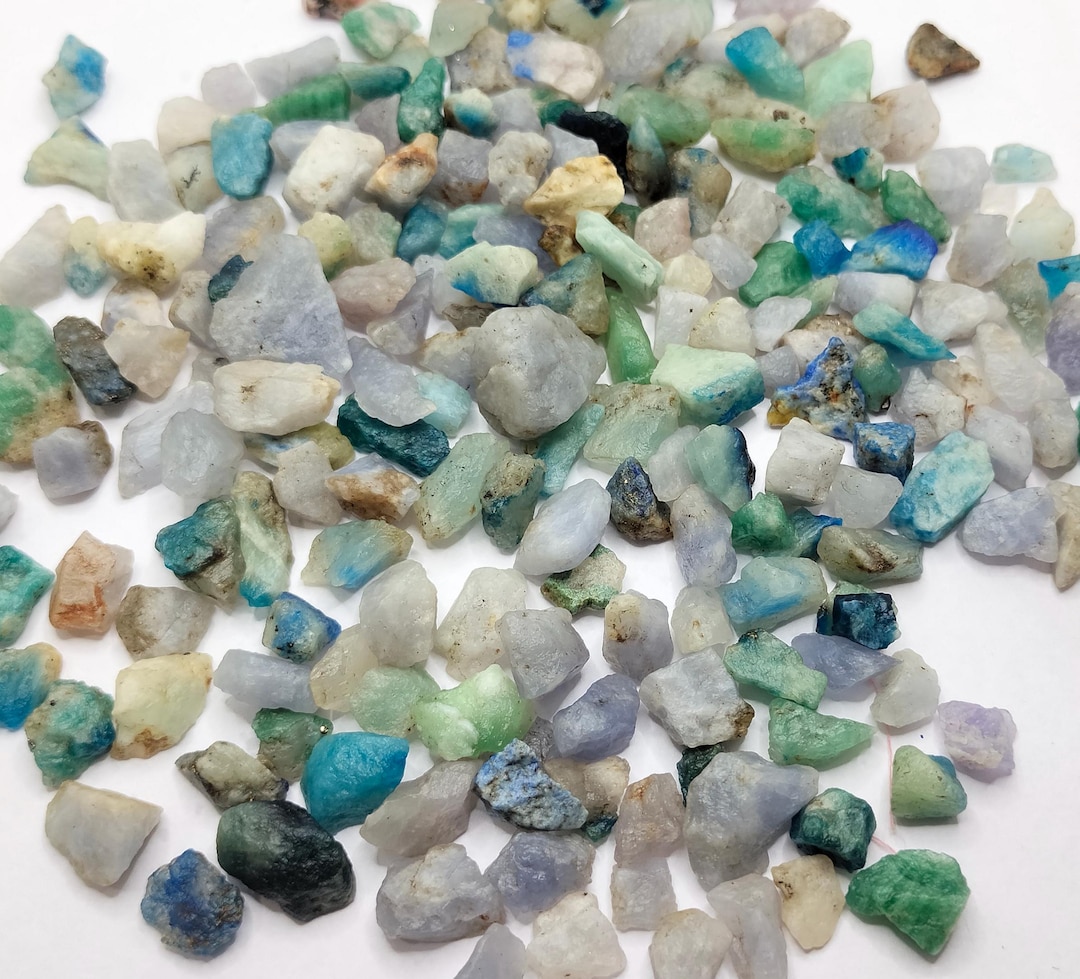 Rare ONE UV Reactive Hackmanite Raw Specimen Raw Hackmanite, Purple ...