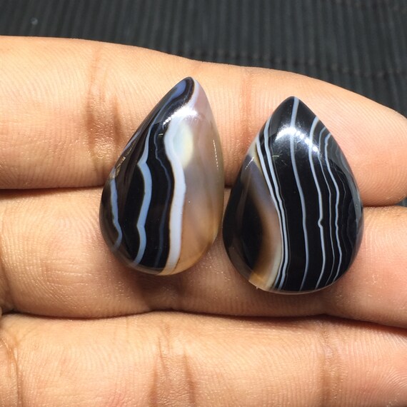 45 10 ct Onyx Cabochons WeiB und Schwarz Cabochon 27x19x6 mm Bis 27x17x7 mm 2er Pack Onyx Cabochon Onyx Edelstein Seltene Lagerware Etsy