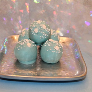 Chocolate Covered Christmas Cake Bites – Assorted Flavors – 1 Dozen - Etsy