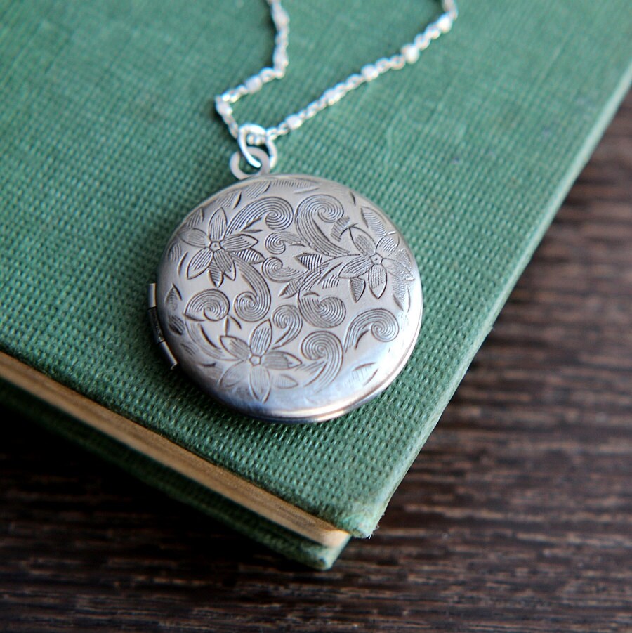 Locket Necklace Locket Pendant Silver Locket Wedding Party - Etsy