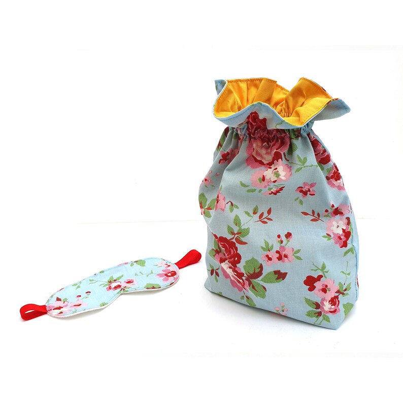 Mystery Bag Montessori - Stereognostic Sense - Fine Motor Skills ...